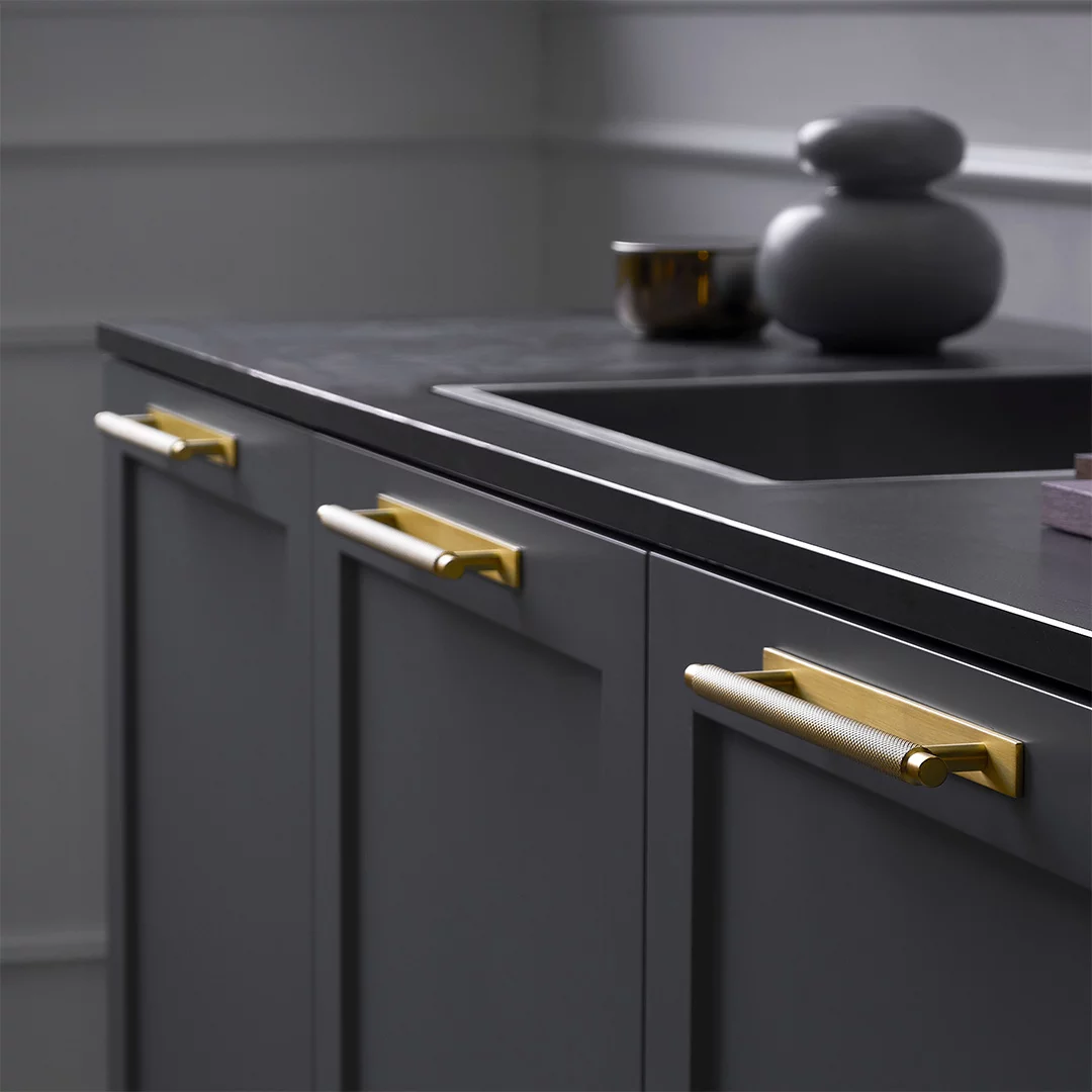Handtag Manor - Bricka - 128mm - Guld | DecoForm